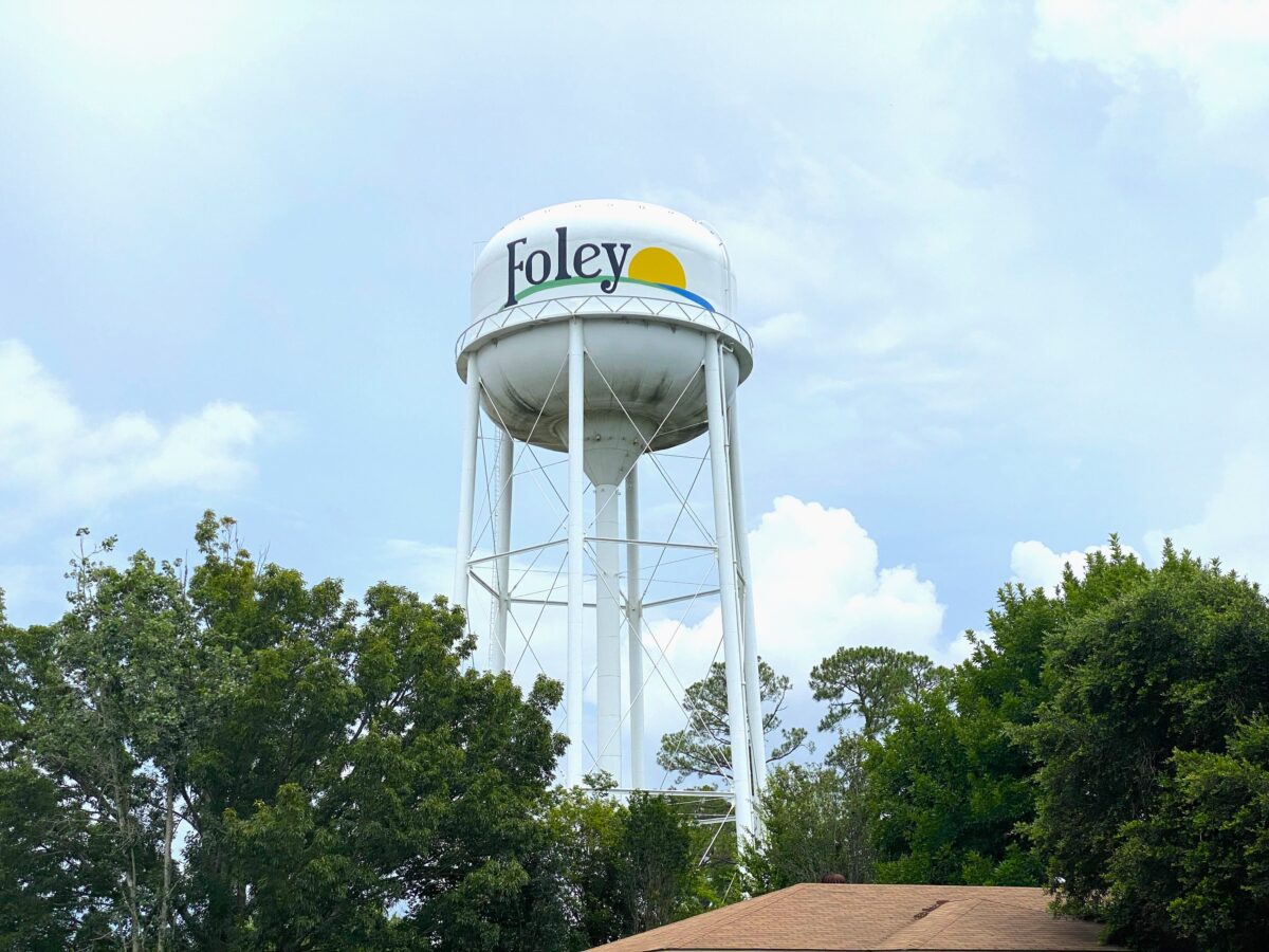 Foley to light up water towers - City of Foley